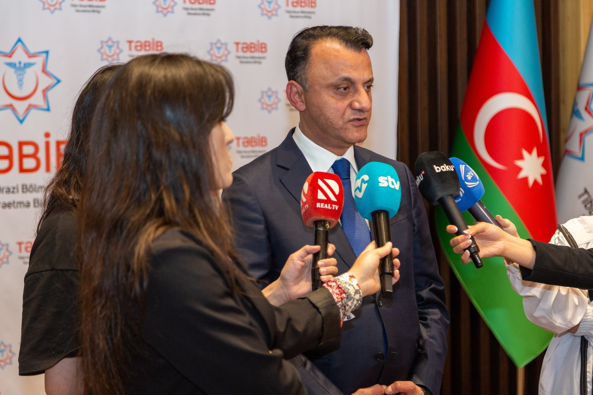 Azərbaycan Tibb Universiteti | Tibb Universitetinin tələbələri TƏBİB-in ...