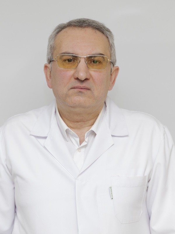 Azərbaycan Tibb Universiteti | Emin Musayev